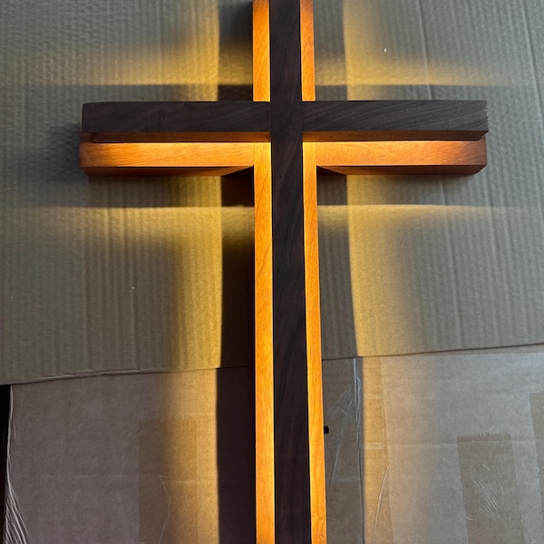 Premium LED Lighted Wooden Wall Cross – Handcrafted Cherry & Walnut ...