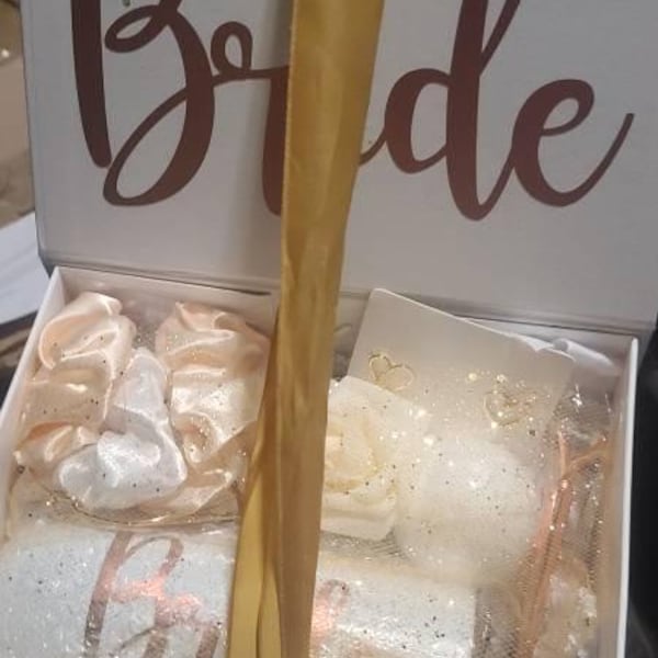 Bridal Gift Box, Bride to Be Gift Box, Personalized Bridal Gift Box ...