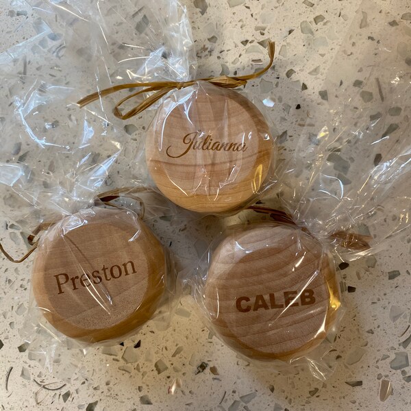 Custom Wooden Yo-yo - Personalized Wooden Yoyo - Stocking Stuffer Gift ...
