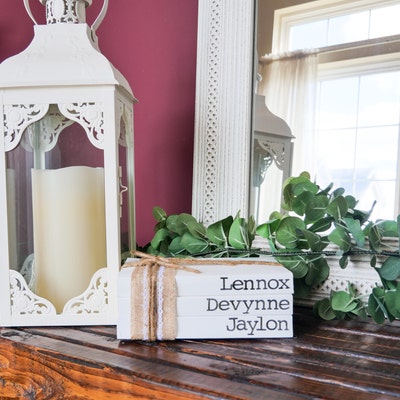 Custom Names/ Family Names Book Stack/personalized Stacked Books/hand ...