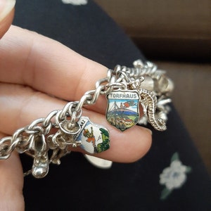 Bahrain Silver Bracelet Charm Enamel Travel Shield Asia Crest Souvenir ...