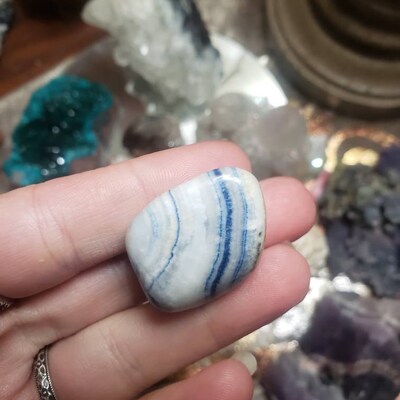 1 Blue SCHEELITE Tumbled Stone Healing Crystal and Stone for Calming ...