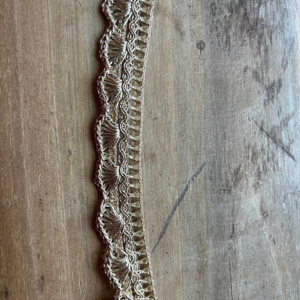 Indian Metallic Gold Sequin Indian Lace Trim With Embellishment Border ...