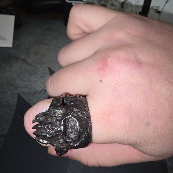 Gothic Runes Viking Engraved Ring, Dimple Encaved Pattern Ring, Black ...