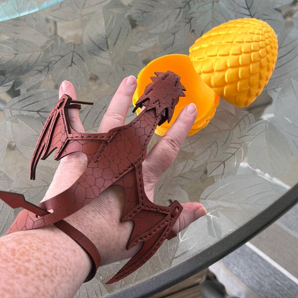 Leather Dragon Wrist, Custom Hand Dragon Pet, Christmas Gifts for ...