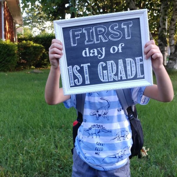 First Day of 1st Grade Chalkboard PRINTABLE Sign. Last Day of 1st Grade ...