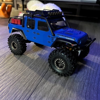 Axial Scx24 Gladiator Body Armor/exocage With Lightbar - Etsy