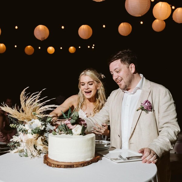 Artificial Green Olive Branch Leaf Gypsophila White Rose Garland Cake ...