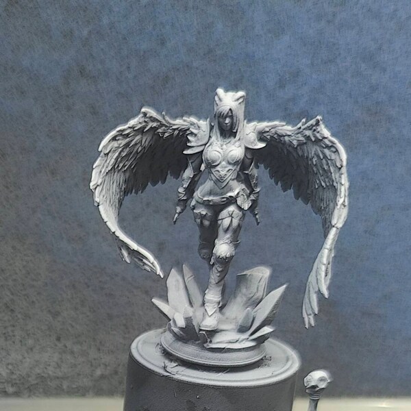 Faceless Queen Witchsong - Etsy