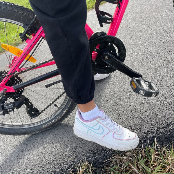 Nike Air Force 1 'matcha'. (AF1 / Custom Sneakers / Green Sneakers) - Etsy