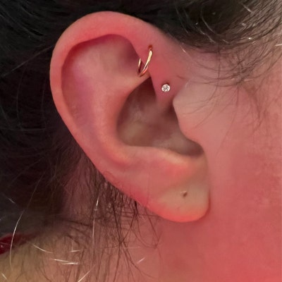 18g Pyramid With Tiny CZ Piercingsingle 925 Sterling Silver - Etsy UK