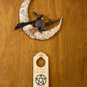 Do Not Disturb Streaming in Progress Engraved Door Hanger Sign - Etsy