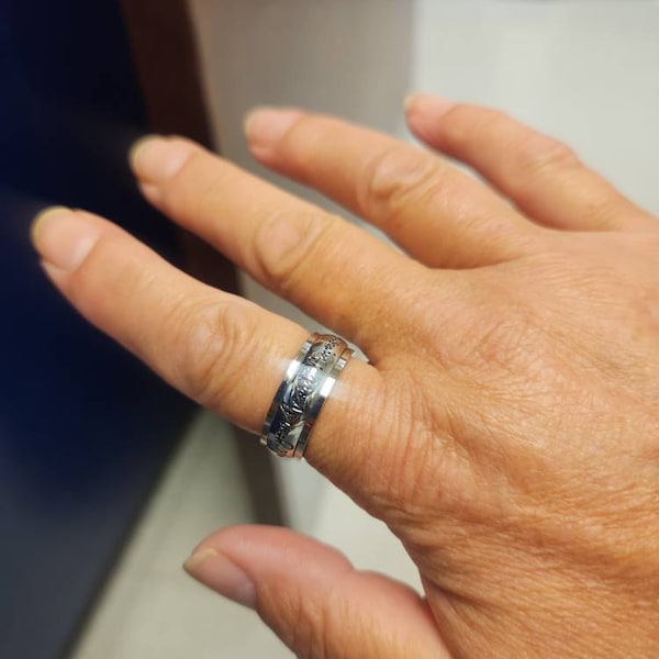 Women's Spinner Ring - Life Becomes Limitless Once You Become Fearless ...