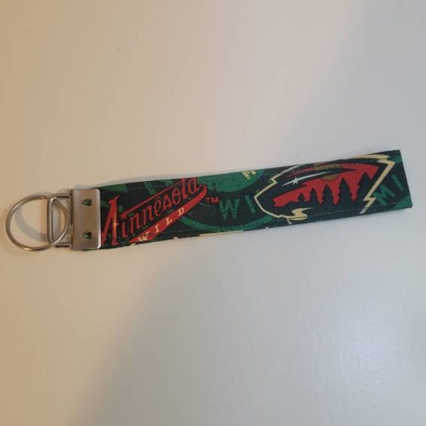 Hockey Keychain | Hockey Team Gift | Beaded Hockey Lace Keychain ...