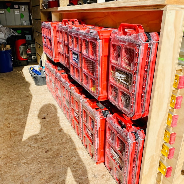 Milwaukee Packout Locking Wall Mount by Unbeaten Path Designs ...