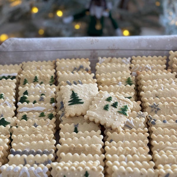 Pinecones and Cardinals Embossed Rolling Pin - Etsy