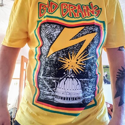 Biohazard Logo OFFICIAL Tee T-shirt Mens Unisex - Etsy