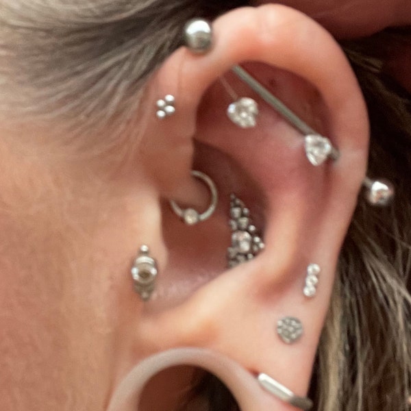 ASTM F136 Titanium Conch Labret, Curved Gem and Bead Conch Earring ...