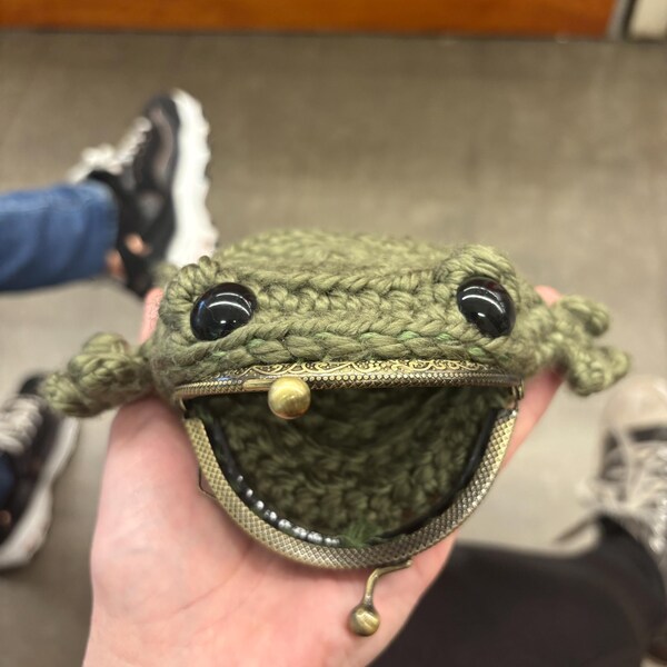 Rupert the Ribbiting Coin Purse Crochet Pattern | DIGITAL DOWNLOAD | Frog Trinket Bag - Etsy