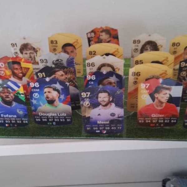 Legendary FC 25 Pack: Icon, Special & Gold Cards for Football ...