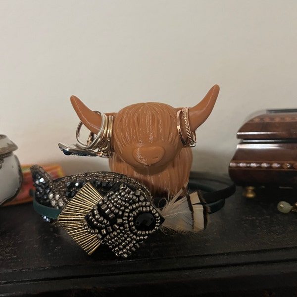 Highland Cow Ring Holder, Farmhouse Decor, Jewelry Holder, Jewelry Cone ...