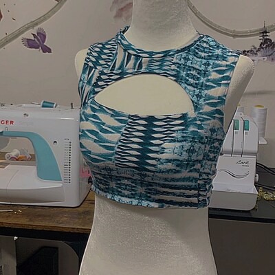 High Neck Crop Top Sewing Pattern PDF Sizes: Xxs Xxl Halter Crop Top ...