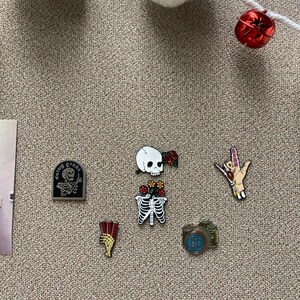 Forensic CSI: Body Outline Crime Scene Pin Gift - Etsy