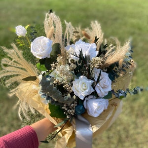 Bridal Bouquet / White Roses / Boho Pampas Grass Bouquet for Wedding ...