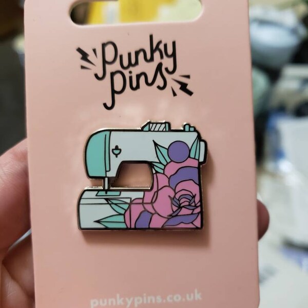Sewing Machine Pin Badge // Stitching, Sewing Enamel Pin, Tattoo Pin ...