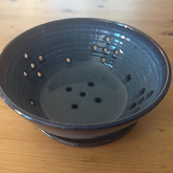 Blue Storm Ceramic Berry Bowl With Drip Tray – Multiple Sizes Available ...