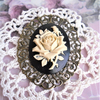 Vampire Cameo 5 Unset Cameos Vampire Bat Girl Lady Ivory - Etsy