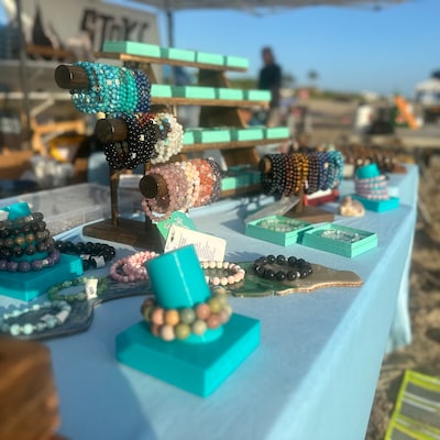 RING HOLDER Medium Ring Display Modern 3D Printed Jewelry Display Ring ...