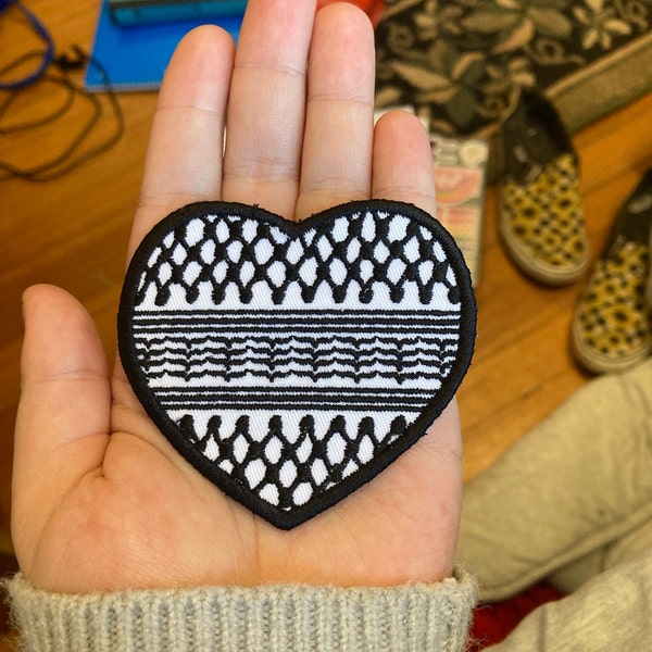Black Palestine Keffiye Heart Embroidered Patch to Iron on or Sew on ...