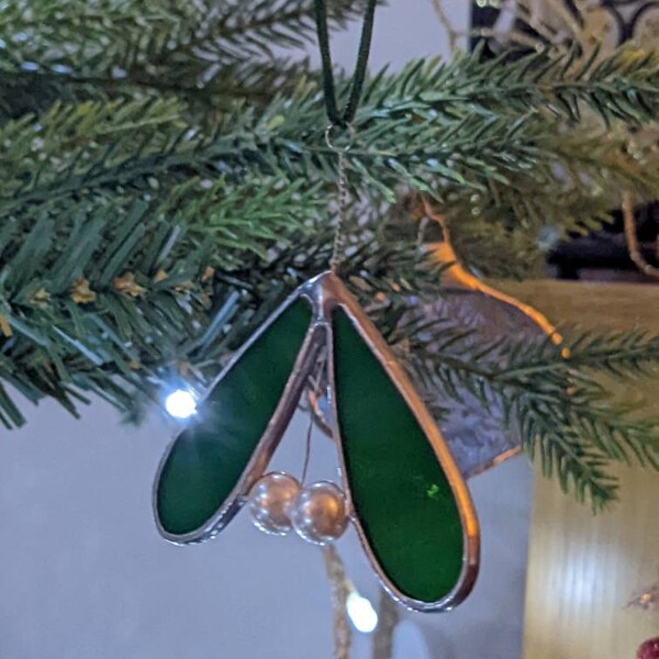 5 Stained Glass Mistletoe Christmas Ornaments: Handmade Holiday Decor ...