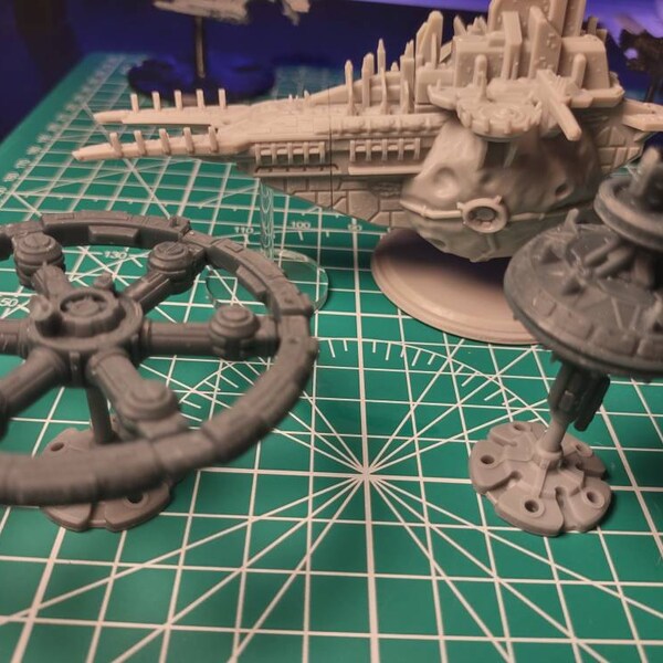 Asteroid Cruiser - Fleetscale Mini | Starfinder | Billion Suns ...