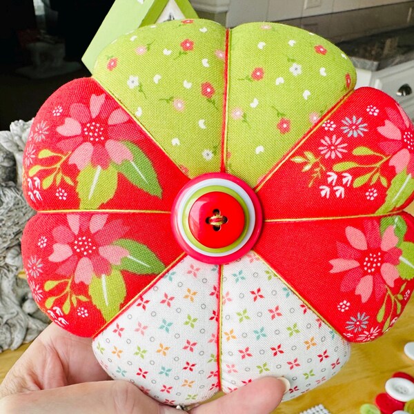 Moda Flower Girl by Heather Briggs of My Sew Quilty Life Meadow Small ...