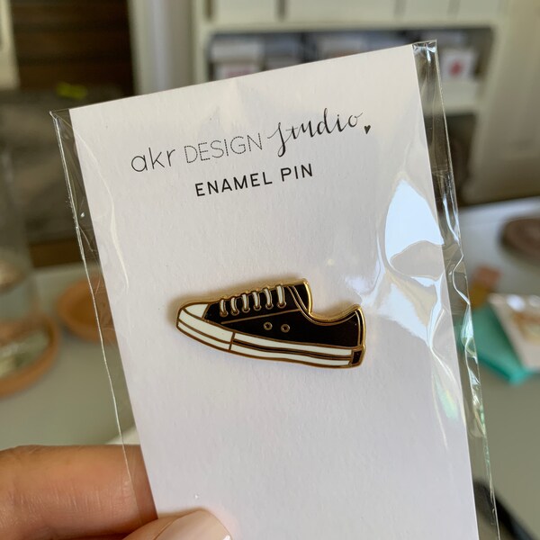 Shoe Enamel Pin / Enamel Pin /hard Enamel Pin /fashion Lapel Pin ...