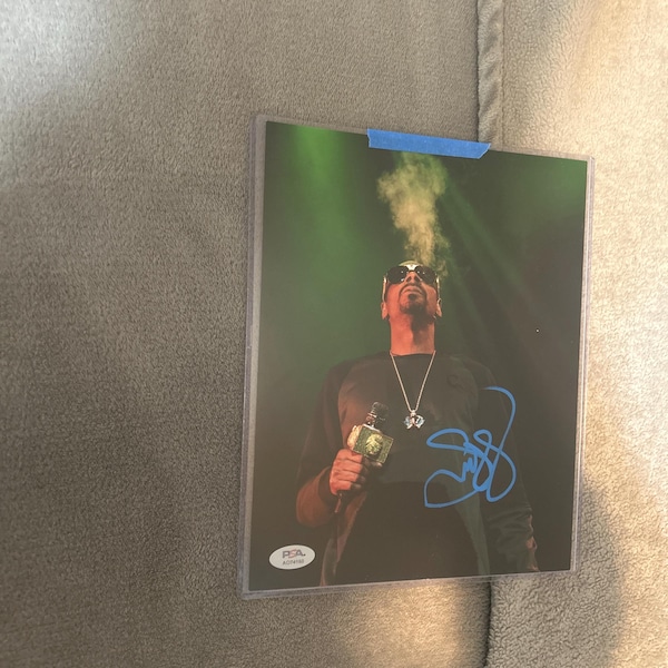 Sabrina Carpenter Signed Autographed 8x10 Photo PSA/DNA Authenticated - Etsy