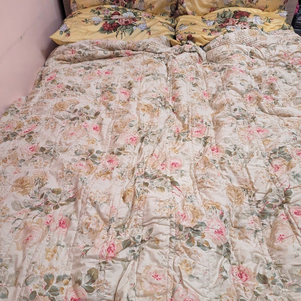 Boutis Style Quilt Cabbage Roses Shabby Chic French Provincial - Etsy