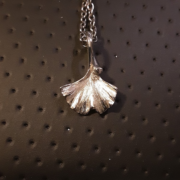 Platinum Gingko Leaf - Ginkgo Jewelry - Pendant Head & Chain - Gingko ...