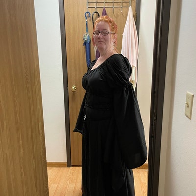 Renaissance Dress Chemise Style Costume Gown Grey W/dagged Sleeves ...