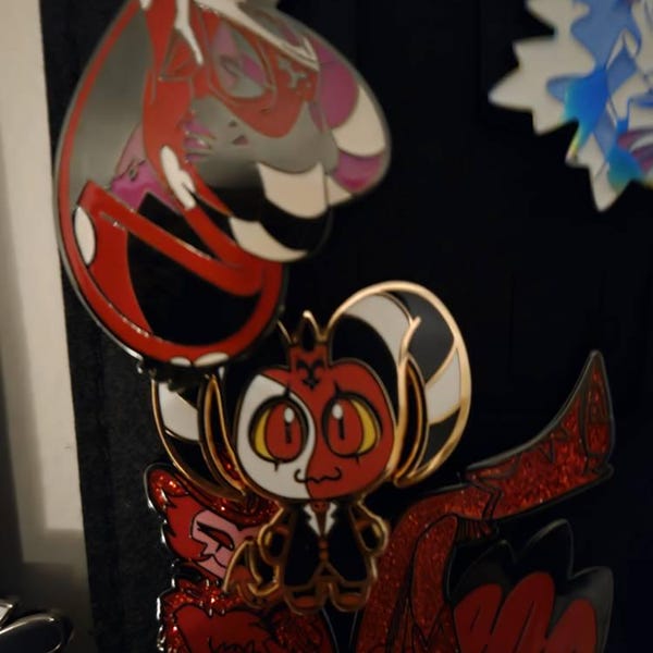 Chibiformer Bumblebee & Ratchet | Hard Enamel Pin | Transformers ...