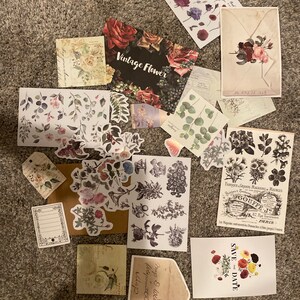 60 Stickers Flower & Leaf Frosted Color Leaves Pressed | Etsy