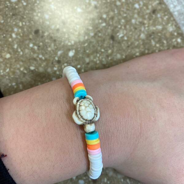 Preppy Clover Necklace - Etsy