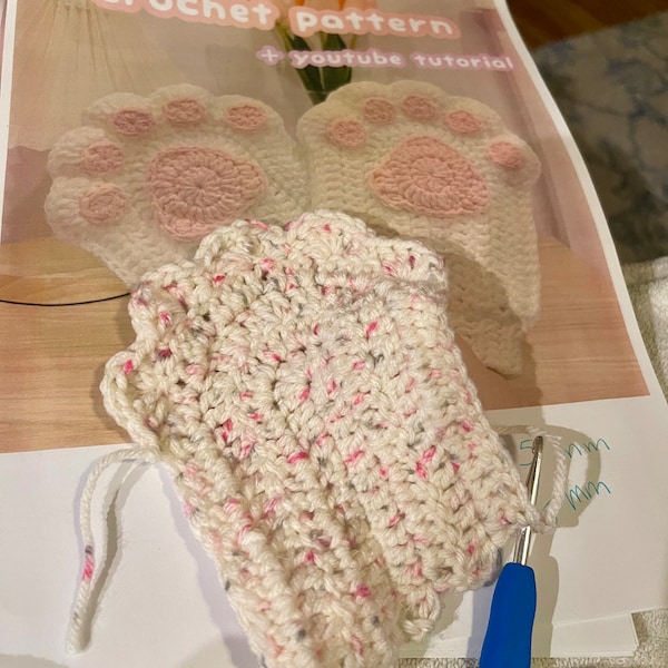PDF Crochet Cat Paw Fingerless Gloves, Beginner-friendly Crochet ...