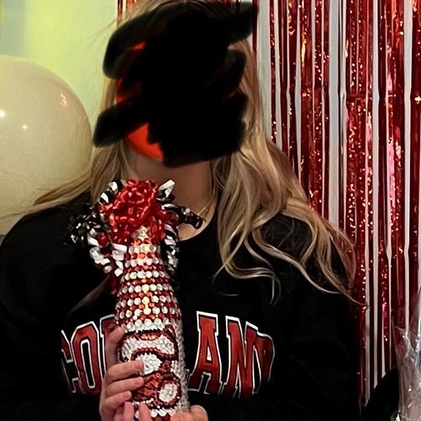 Custom/personalized Bedazzled Bottles. Bed Parties/ Dorm Decor ONE LOGO ...