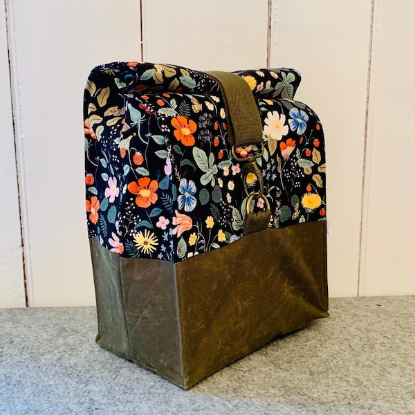 Julie Roll Top Bag Sewing Pattern: Project Bag DIY (PDF) - Etsy