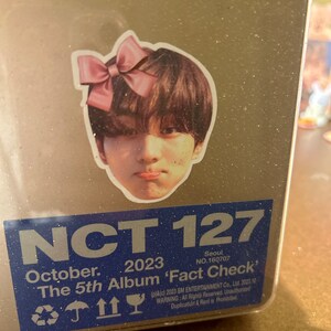 Le Sserafim I Love My Girlfriend Buttons - Etsy