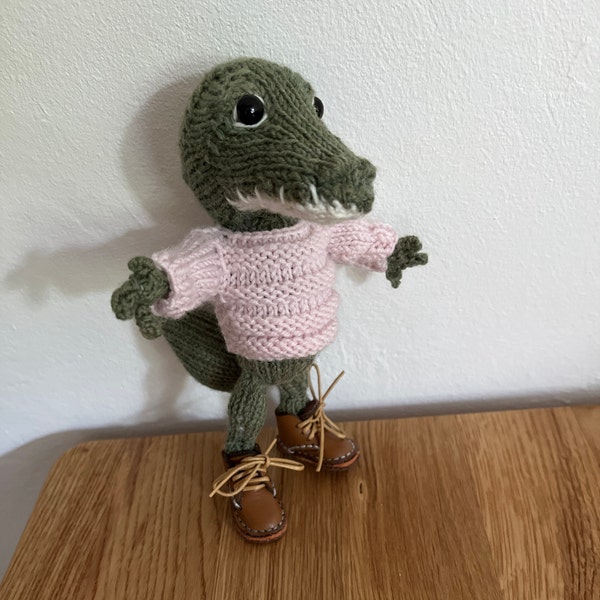 CROC DOLL - English Knitting Pattern - Etsy