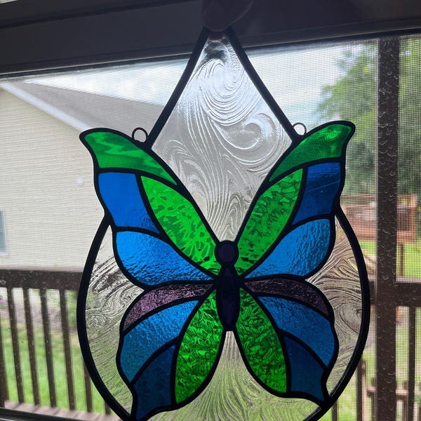 Butterfly Drop Stained Glass Pattern, Stained Glass Patterns, Butterfly ...
